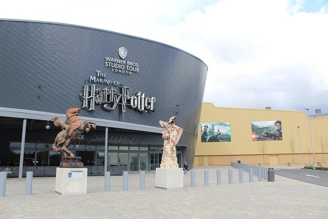 Private Transfer: Central London to Harry Potter Warner Bros Studio in Leavesden - Why This Private Transfer Works Well