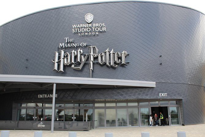 Private Transfer: Central London to Harry Potter Warner Bros Studio in Leavesden - Returning to London