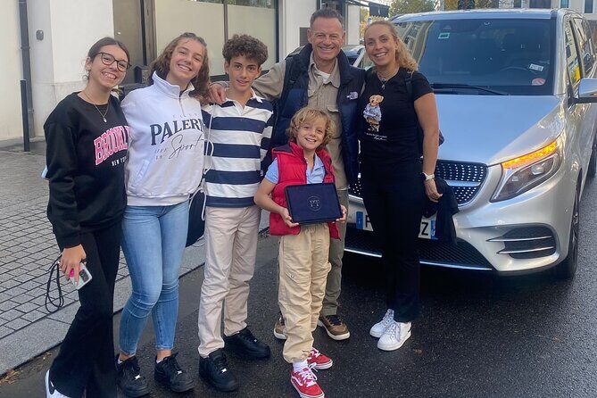 Private Transfer Charles de Gaulle Airport CDG to Disney Paris - In-Depth Review of the Private Transfer Experience