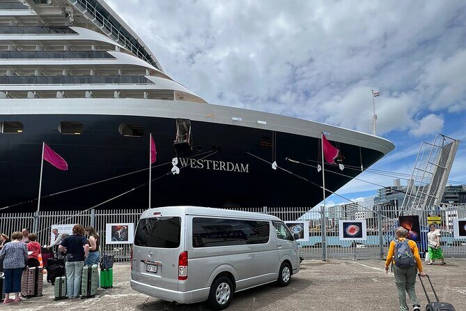 Private Transfer From Auckland Airport To Davenport - The Sum Up