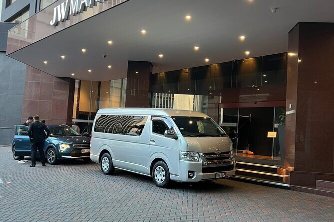 Private Transfer From Auckland Airport To Takapuna - Price and Value Considerations