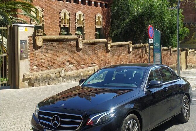 Private Transfer From Barcelona City to Barcelona Airport - The Booking and Cancellation Process