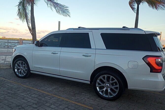 Private Transfer from Cancun Airport to Playa del Carmen - A Deep Dive into the Private Transfer Experience