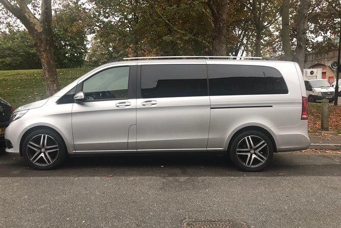 Private Transfer From Central London to Heathrow Airport - An In-Depth Look at the Service