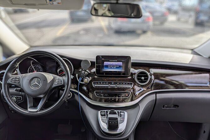 Private Transfer from Civitavecchia Port to Rome or Airports - Vehicle Comfort and Capacity