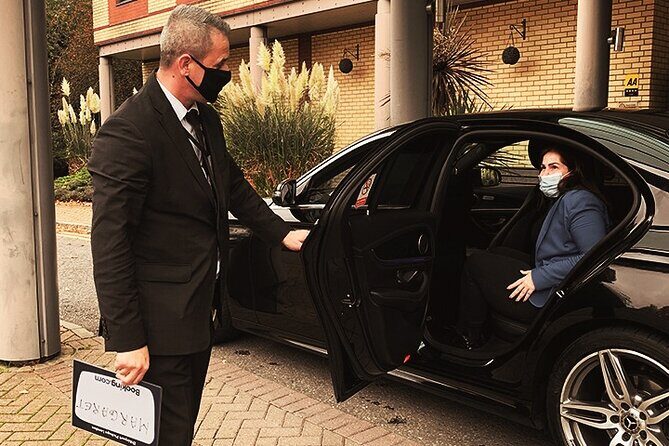 Private Transfer from Heathrow to Gatwick Airport - An In-Depth Look at This Heathrow to Gatwick Transfer