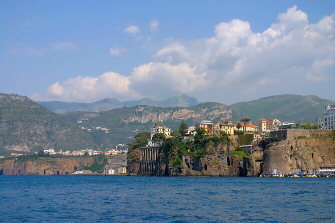 Private transfer from Naples/Salerno to Sorrento, or vice versa - Timing and Flexibility