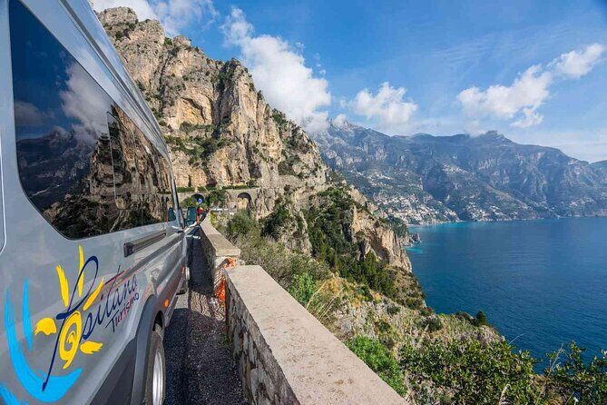 Private transfer from Naples to Amalfi or vice-versa - An in-depth look at the private transfer experience