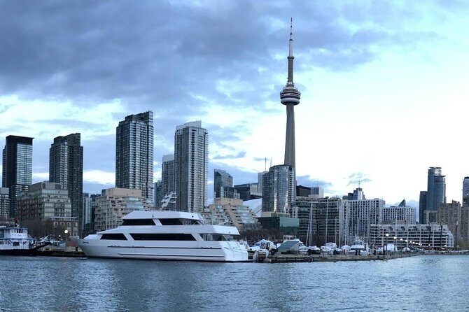 Private Transfer from Pearson Airport YYZ to Toronto in Luxury Van - Who Will Love This Service?