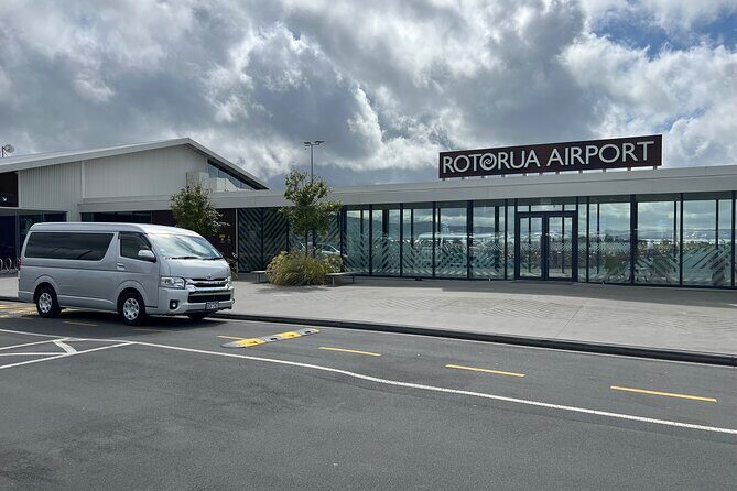 Private Transfer From Rotorua To Auckland Airport - The Vehicle and Comfort