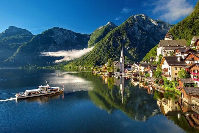 Private transfer from Salzburg to Vienna with 3h Sightseeing stop in Hallstatt - Key Points
