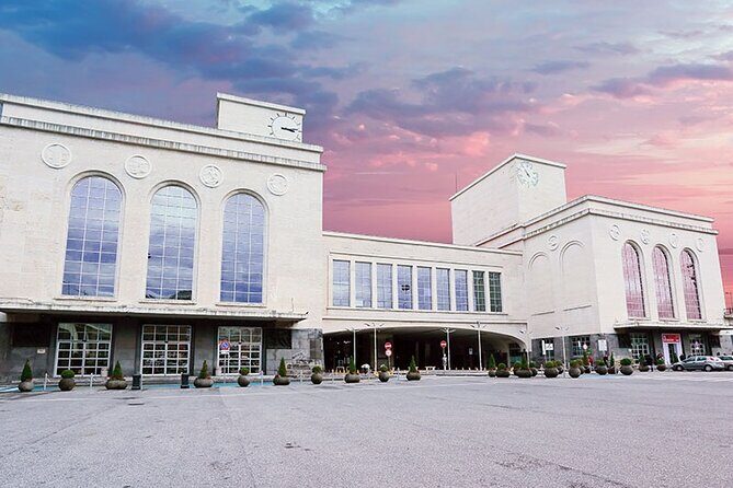 Private Transfer From Sorrento to Naples Airport, Port or Train Station - Authentic Experiences from Reviewers