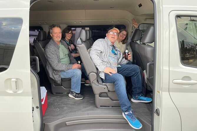 Private Transfer from the Airport to Hotels in Los Cabos 1-10px - FAQ