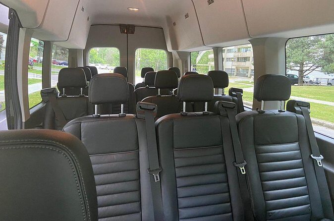 Private Transfer from Toronto City to Toronto Pearson Airport - Who This Transfer is Best For  