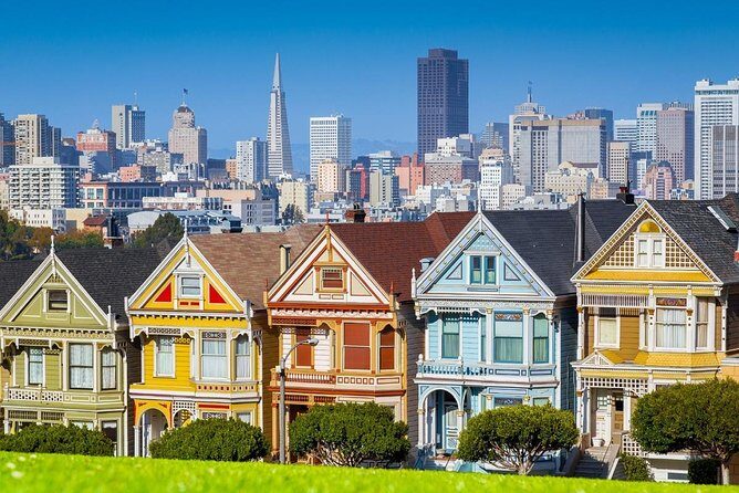 Private Transfer from Vancouver (YVR) Airport to Vancouver City - What to Expect