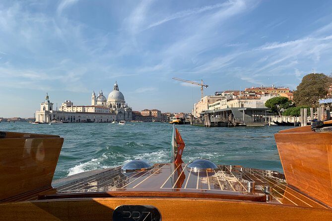 Private Transfer from Venice Airport to Hotel in Venice City Center - The Experience in Detail
