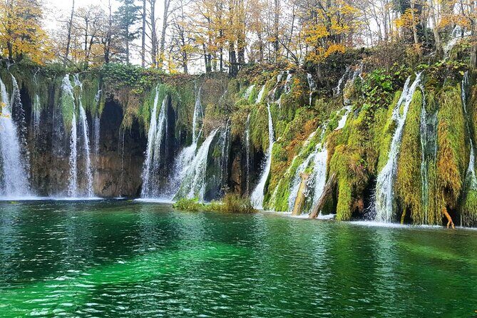 Private Transfer from Zagreb to Split with Plitvice lakes - A Deep Dive into the Experience