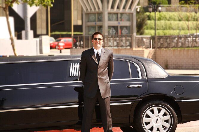 Private Transfer in a Luxury Vehicle to and/or from HOU and IAH - Key Points
