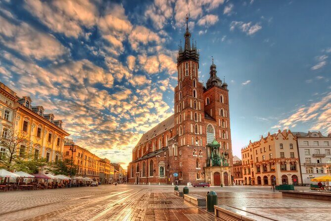 Private Transfer: Krakow Airport to Krakow City Center Vice Versa - Key Points