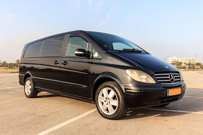 Private Transfer: Larnaca Airport to Larnaca District 1-14 pax - The Sum Up