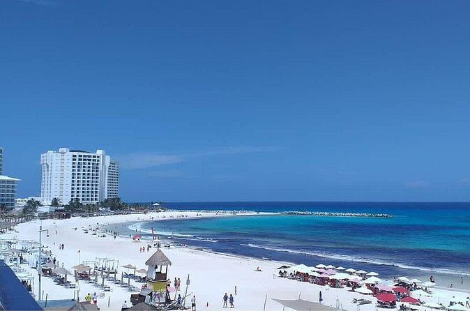 Private Transfer (One Way) Cancun And Hotel Zone (1-8 Passengers) - Frequently Asked Questions