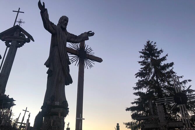 Private transfer Riga - Hill of Crosses - Riga - Practical Details and Value