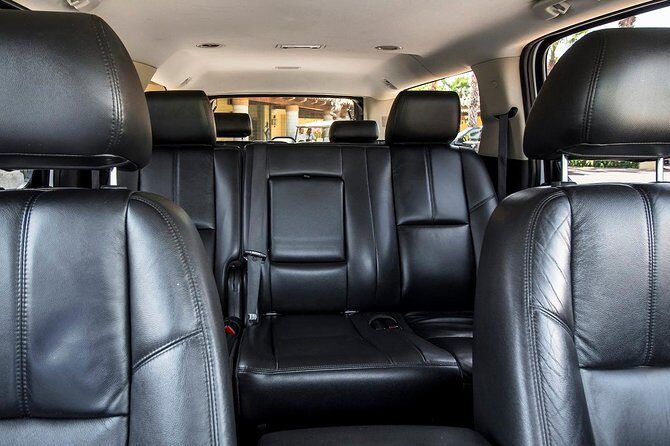 Private transfer round trip Vallarta Airport to your hotel in a luxury vehicle - FAQs