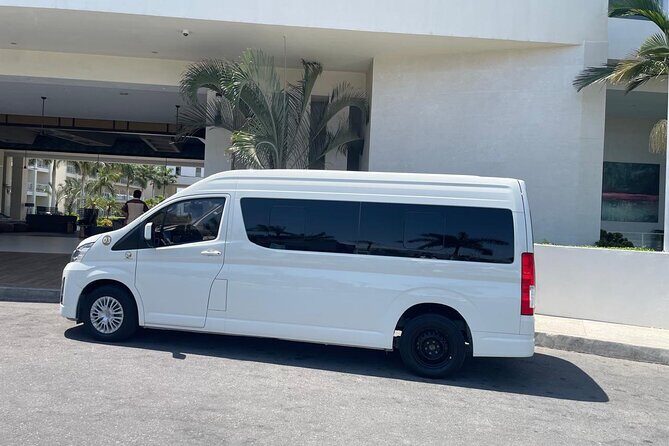 Private transfer SJD Airport to San Jose del Cabo Hotels One Way - Key Points