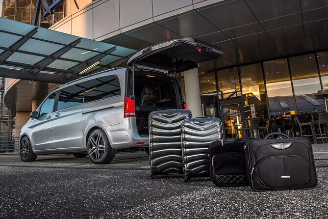 Private transfer Split airport to Split - Who Should Book This Transfer?