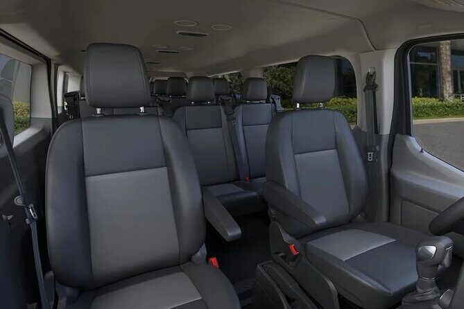 Private Transfer Theme Park Hotels to Orlando Airport by Bus/Limo - Luggage and Extra Charges