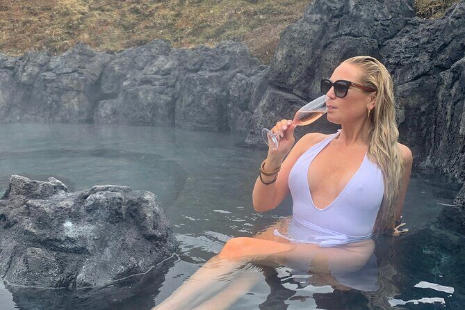 Private Transfer to and from Sky Lagoon - Practical Details for Travelers