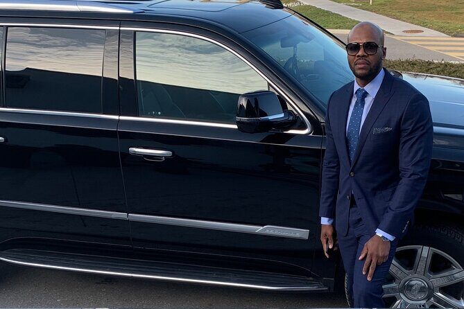 Private Transfer:- Toronto Pearson Airport to Waterloo Black Car Service - The Sum Up