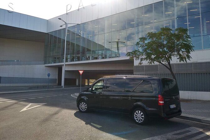 Private Transport between the city of Porto and AHD Airport - Why Choose This Private Transfer Service?