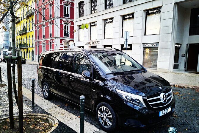 Private Transport between the city of Porto and AHD Airport - The Sum Up