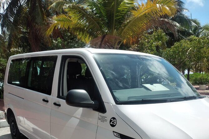Private Transportation from the Airport to the Cancun hotel zone - The Sum Up