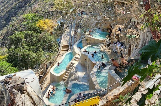 Private Transportation to Tolantongo Grottoes - FAQ