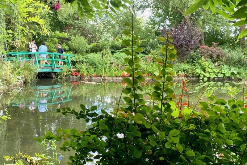Private Trip Giverny Versailles Trianon from Paris - An In-Depth Review of the Giverny and Versailles Private Tour
