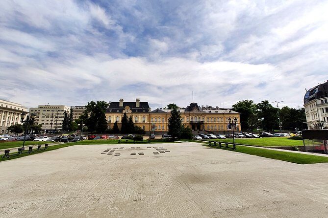 Private & Ultimate Sofia 2,5-hour Walking Tour - Who Should Consider This Tour?