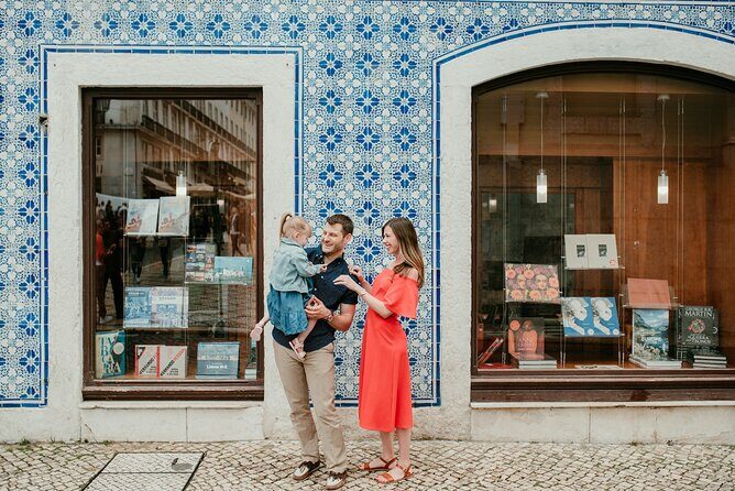 Private Vacation Photography Session with Local Photographer in Lisbon - Why Choose a Private Photography Experience in Lisbon?