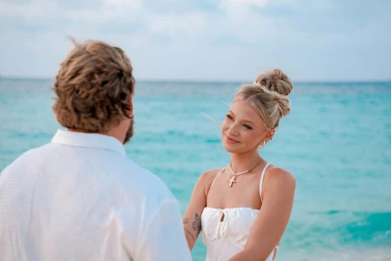 Private Vacation Photoshoot with Photographer in Cairns - The Locations: Iconic and Hidden Gems