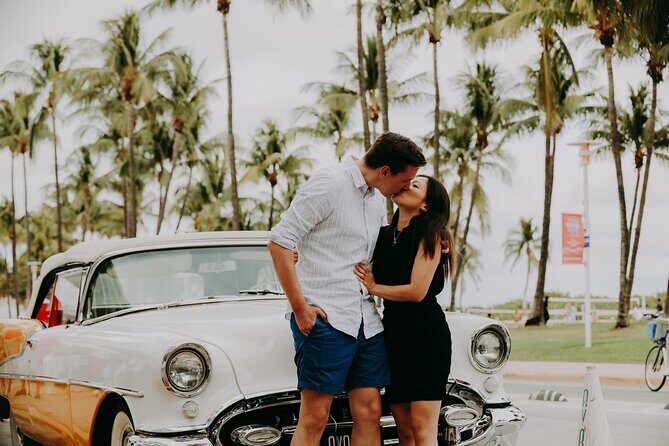 Private Vacation Photoshoot with Photographer in Gold Coast - Why Consider a Private Photoshoot in Gold Coast?