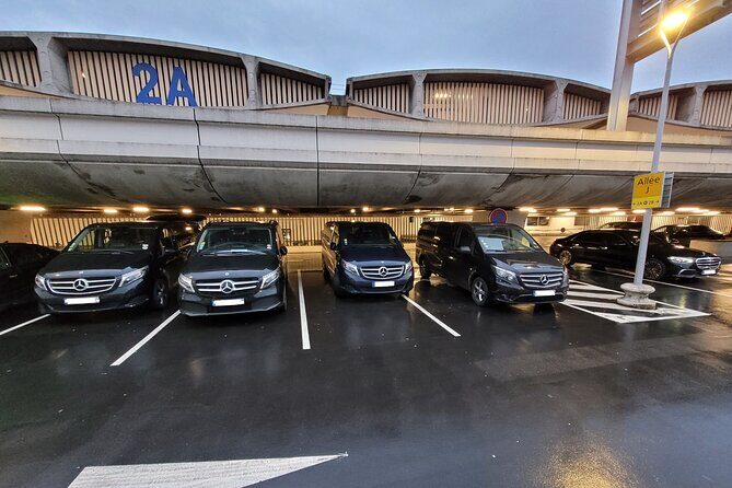 Private Van Transfer from CDG Airport to Paris - The Value of a Private Transfer
