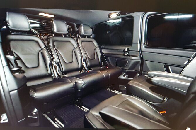 Private Van Transfer from CDG Airport to Paris - Who Is This Transfer Best For?