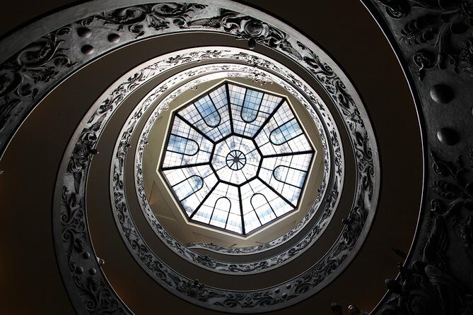 Private Vatican Experience with Sistine Chapel & Raphael's Rooms - An In-Depth Look at the Tour Experience