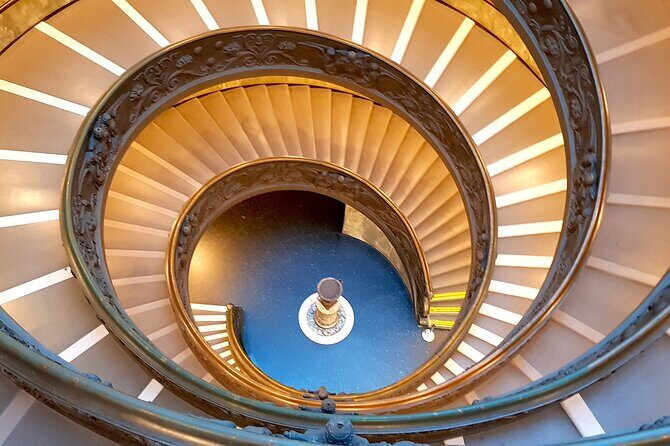 PRIVATE Vatican, Sistine Chapel & St. Peter's Basilica (shortcut) - Authentic Insights from Travelers