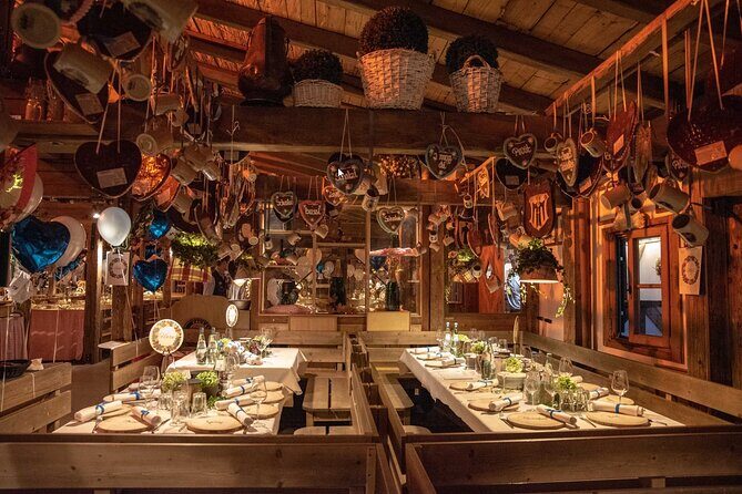 Private VIP Oktoberfest, Table, 3-Course-Menu, Beer & Champagne - Why Travelers Value This Tour  