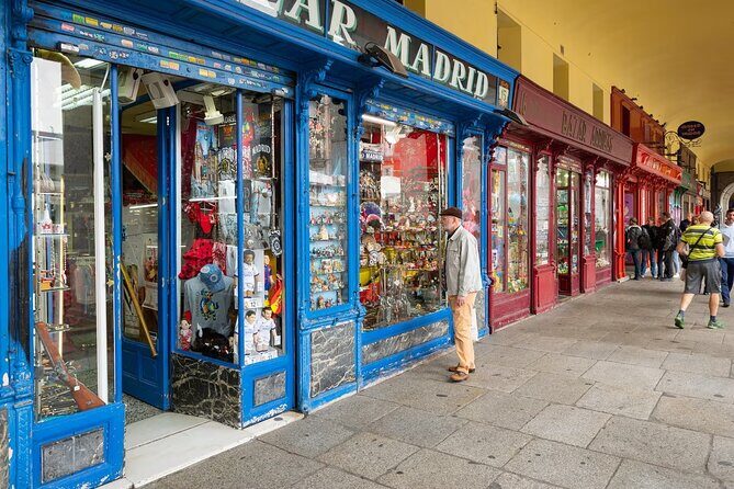 Private VIP tour Royal Palace and city tour. All of Madrid in one day - A Deep Dive into the Madrid Privilege Tour