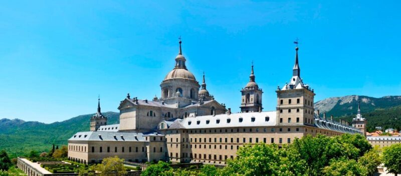 Private VIP visit El Escorial Palace, Monastery and Gardens - Practical Tips for Your Visit