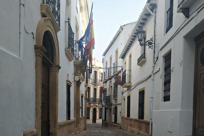 Private visit to Ronda 2 hours - The Sum Up