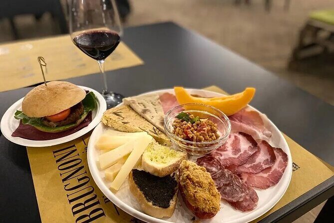 Private visit to the Brugnoni winery with tasting of 4 wines - Key Points  